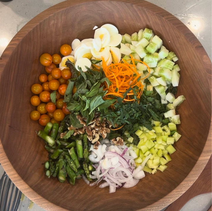 Whisk & Toss – The Salad Lab